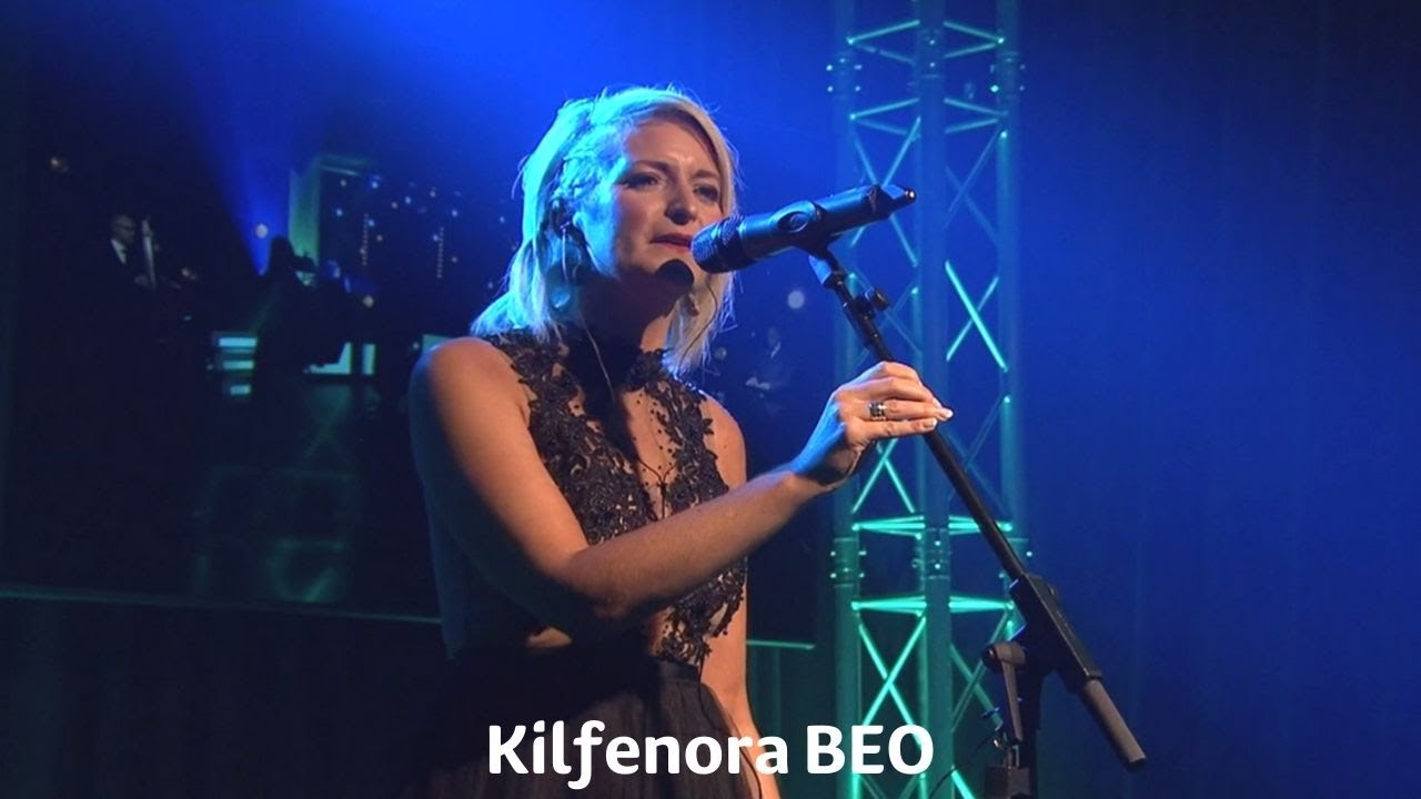 Edel Vaughan - A Chomaraigh Aoibhinn Ó | Kilfenora Beo | TG4 - YouTube