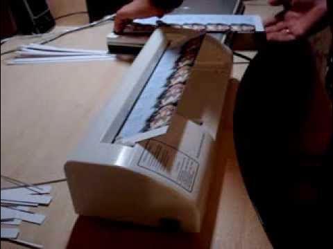 Bulros F-20 - резка визиток - YouTube