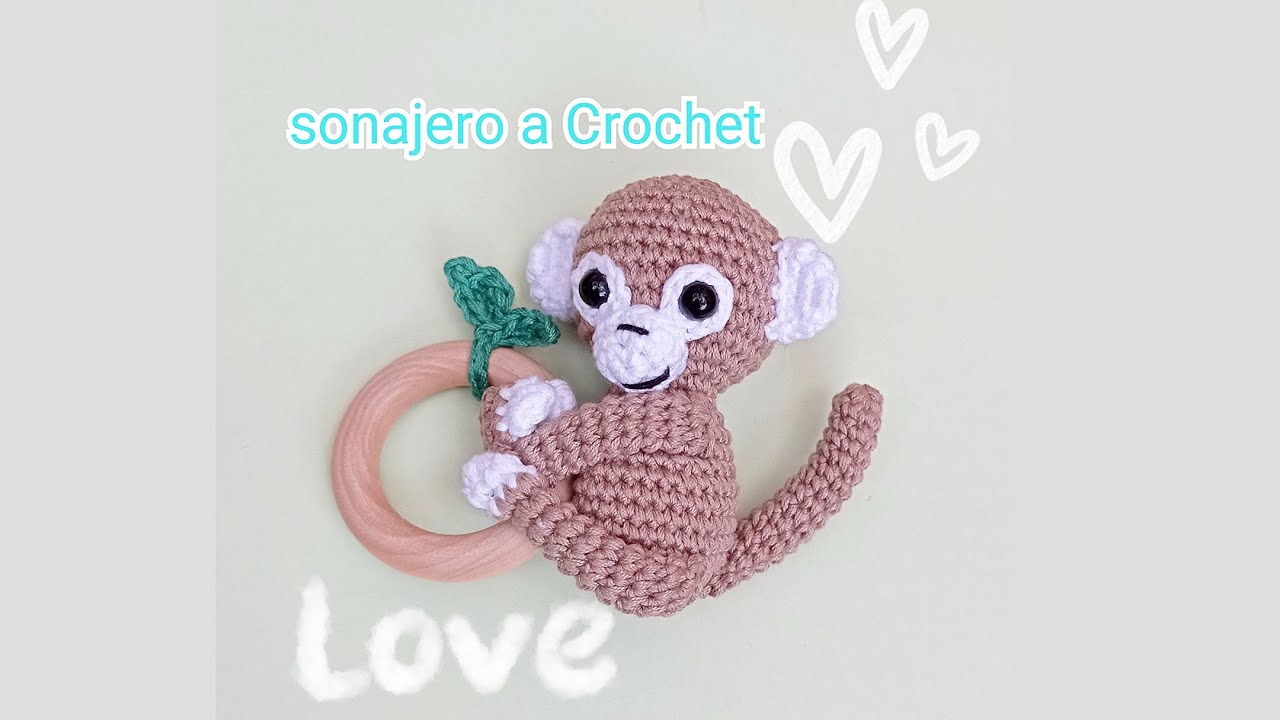 Tierno changuito sonajero a crochet - YouTube