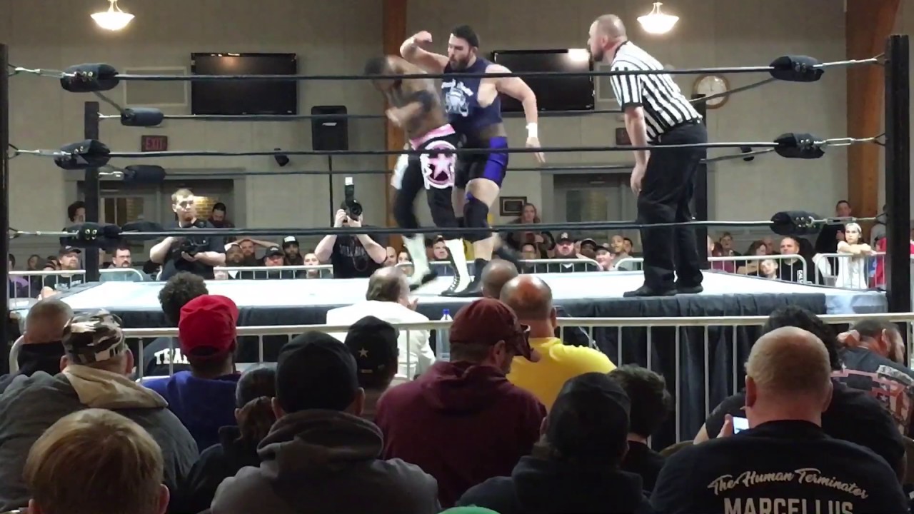 Mack Buckler vs Isaiah Frazier - YouTube