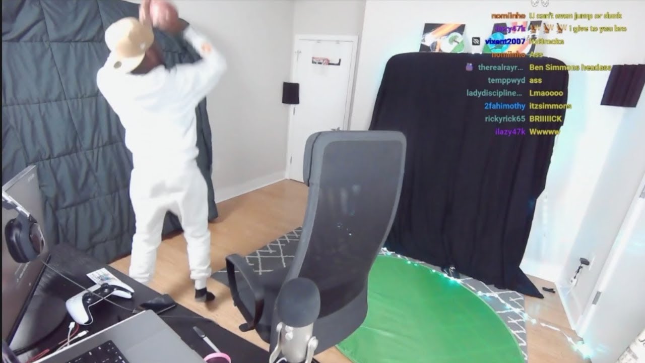 Rease Showing Chat He's A Legit HOOPER & Not Jokic Not Embiid But He's The REAL MVP! - YouTube