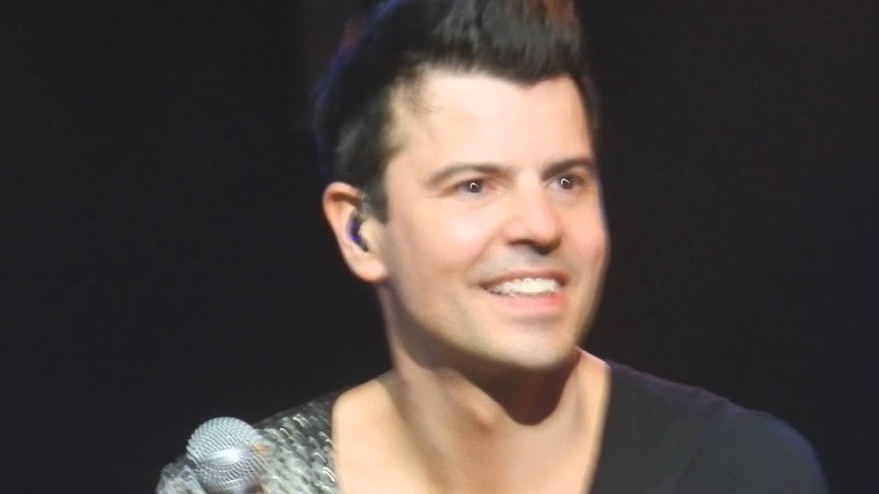 NKOTB- Jordan Knight Smile- - YouTube