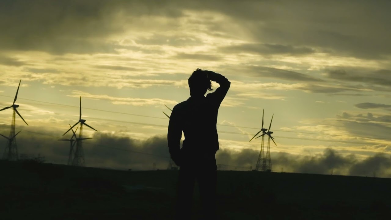 STOCK FOOTAGE | GUY WALKING | SUNSET | DRAMATIC SUNSET | CINEMATIC | 4K ...