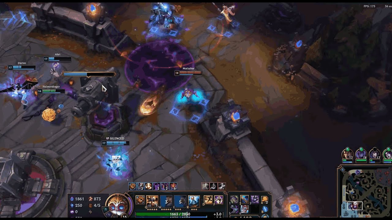 LOL LEAGUE OF LEGENDS Gameplay ADC Support Combo - YouTube