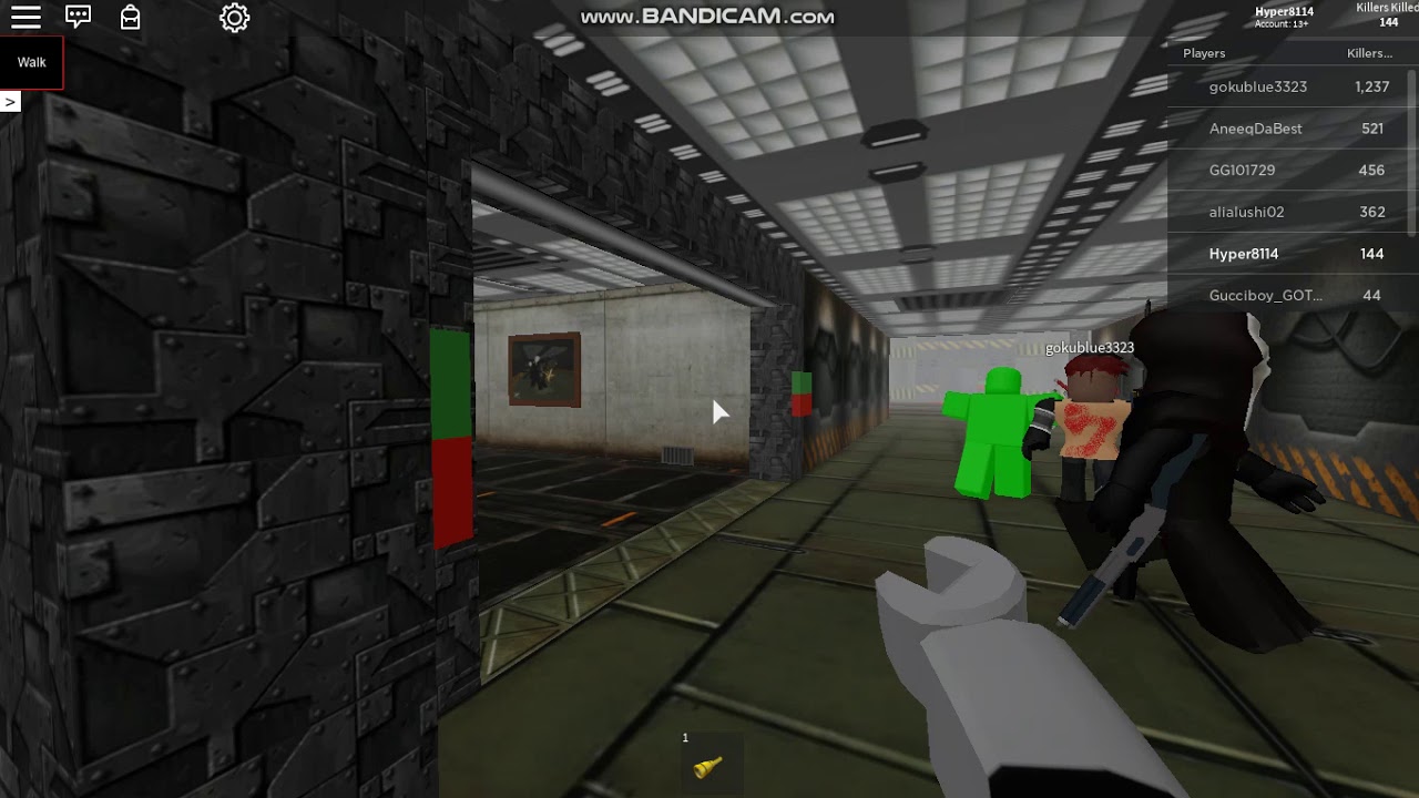 Survive and kill the killers in Area 51-Roblox - YouTube