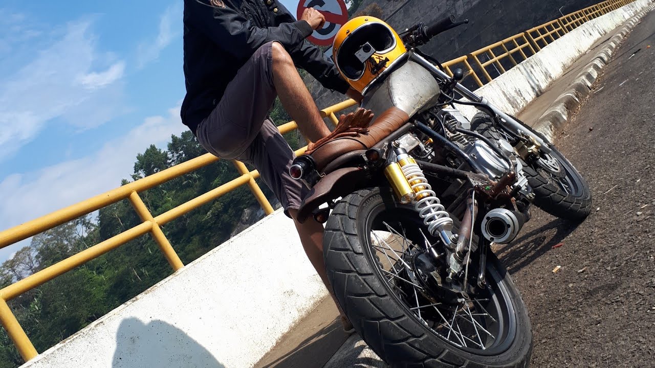 yamaha scorpio 225 custom - YouTube