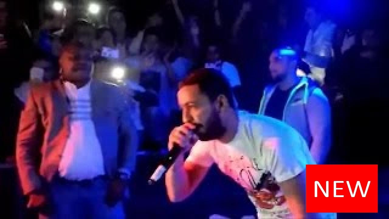 Lacrim Concert LIVE du Showcase [Paris] / Lacrim - YouTube