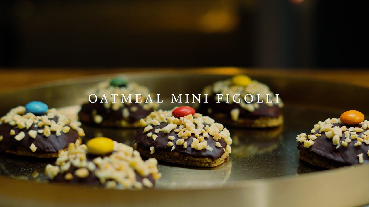 Oatmeal Mini Figolli - YouTube