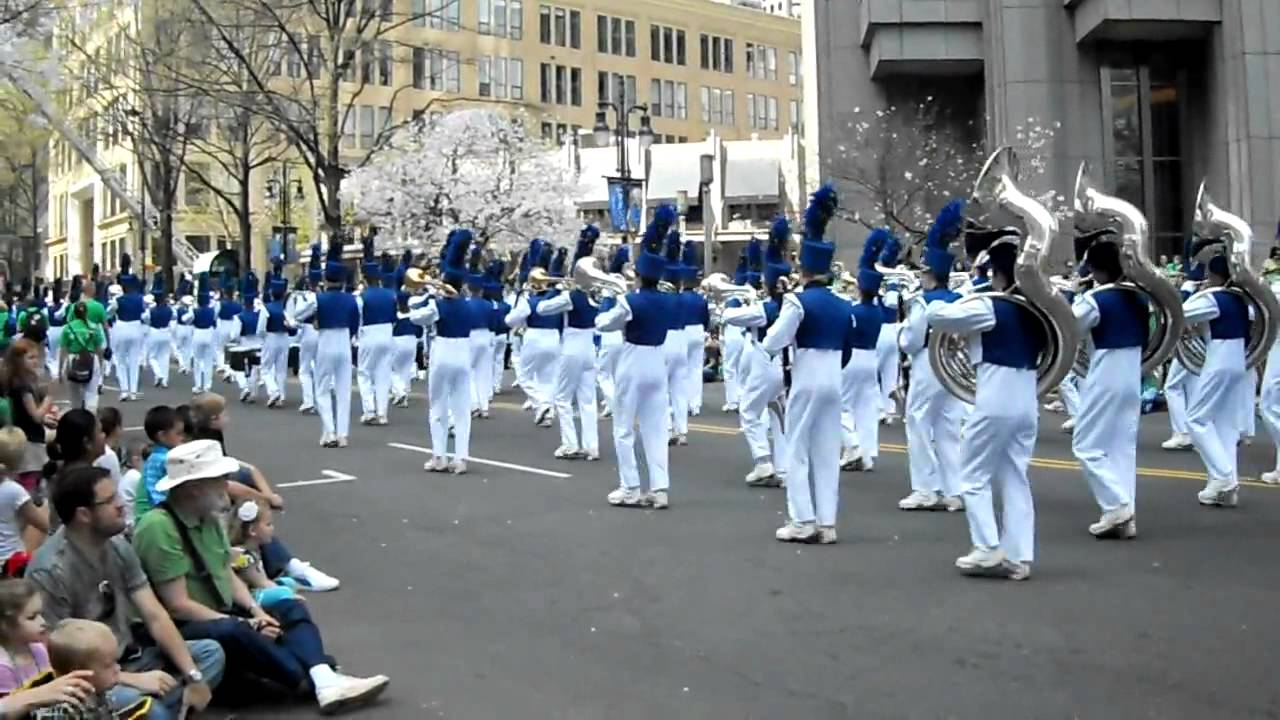 Fort Mill High School Marching Band St. Patrick's Day Parade 2012 - YouTube