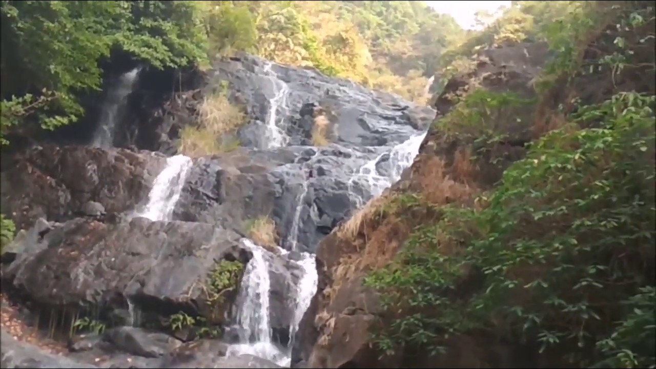 Tambdi Surla Waterfalls (approx 500 feets) : The Hidden Gorgeous ...