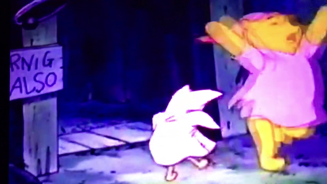 Pooh bear and piglet screaming about a ghost 👻 - YouTube