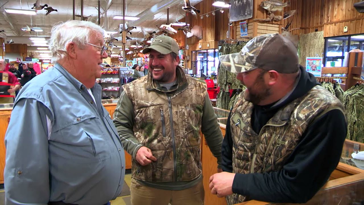 The Fowl life visit Mack's Prairie Wings in Arkansas - YouTube