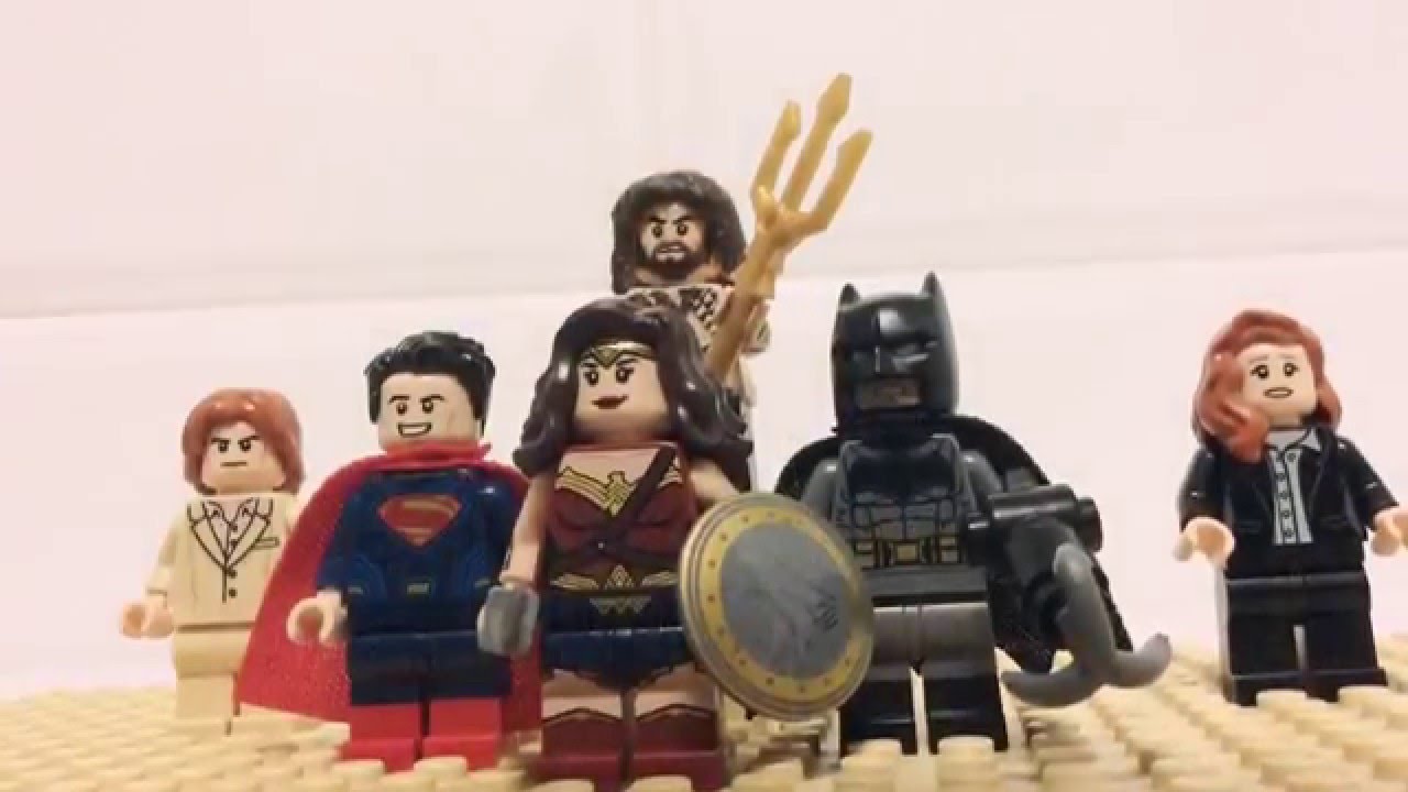 Lego Batman v Superman custom minifigs - YouTube