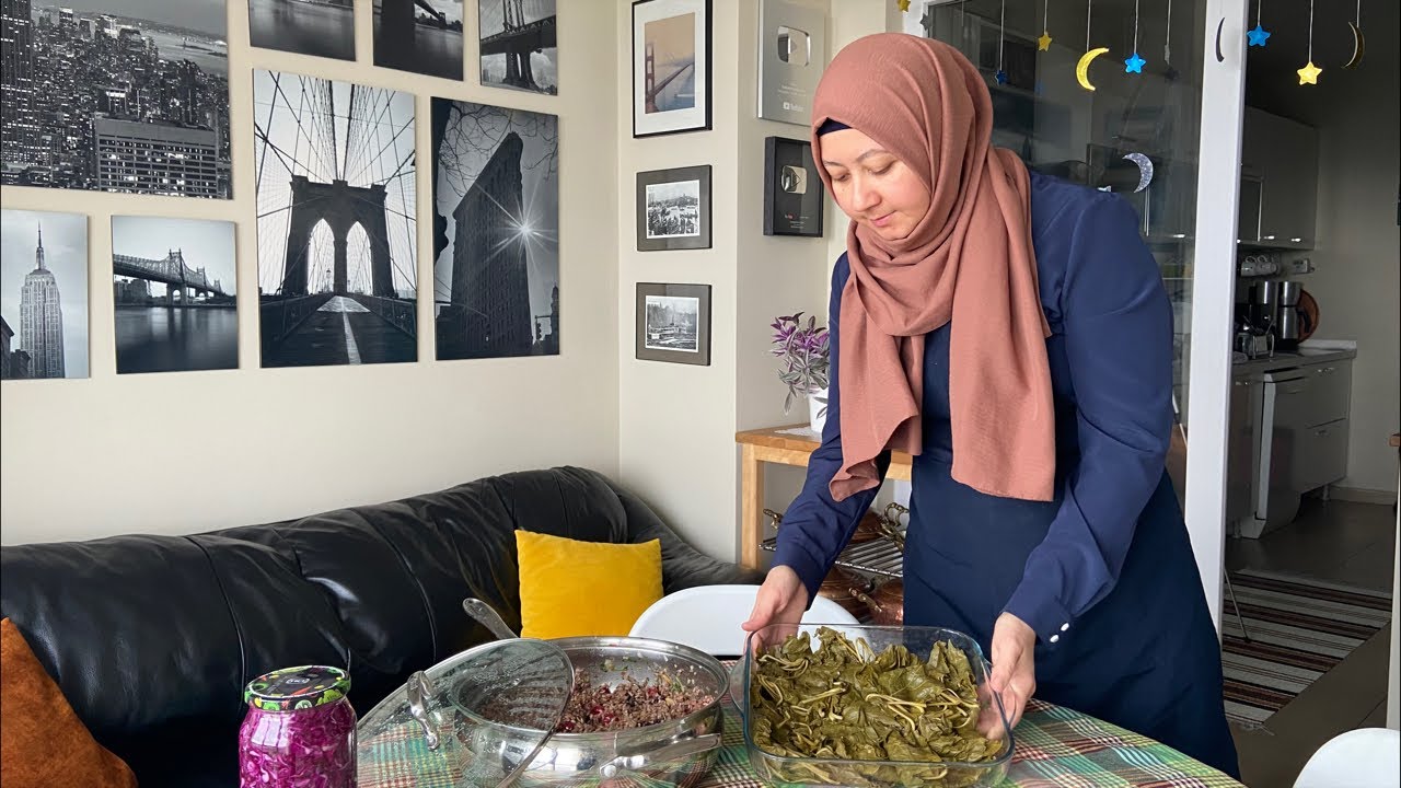 Live iftar preps and talk in the kitchen! - YouTube