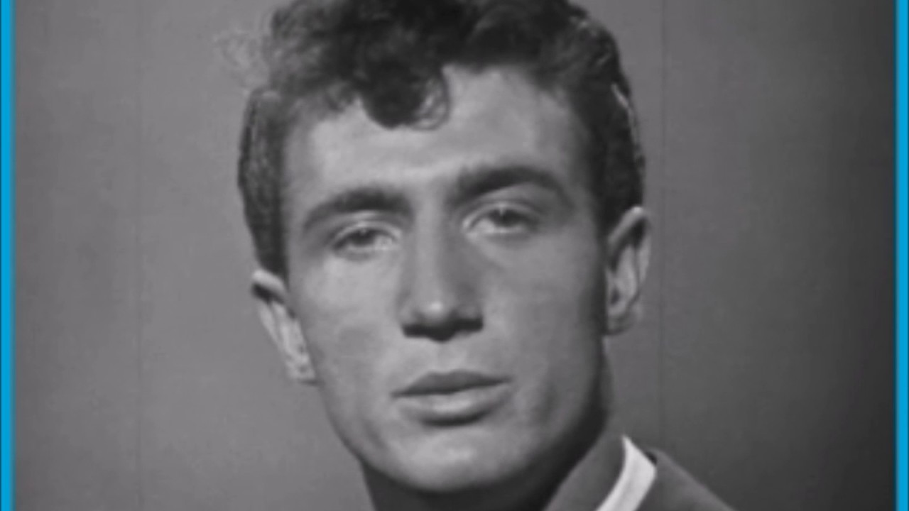 Robby Royal ★ You're The Reason ♫ - YouTube