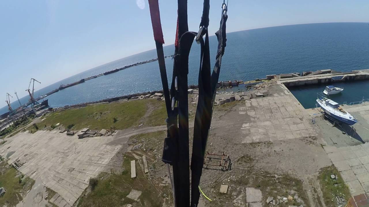 Gruz Port landing - YouTube