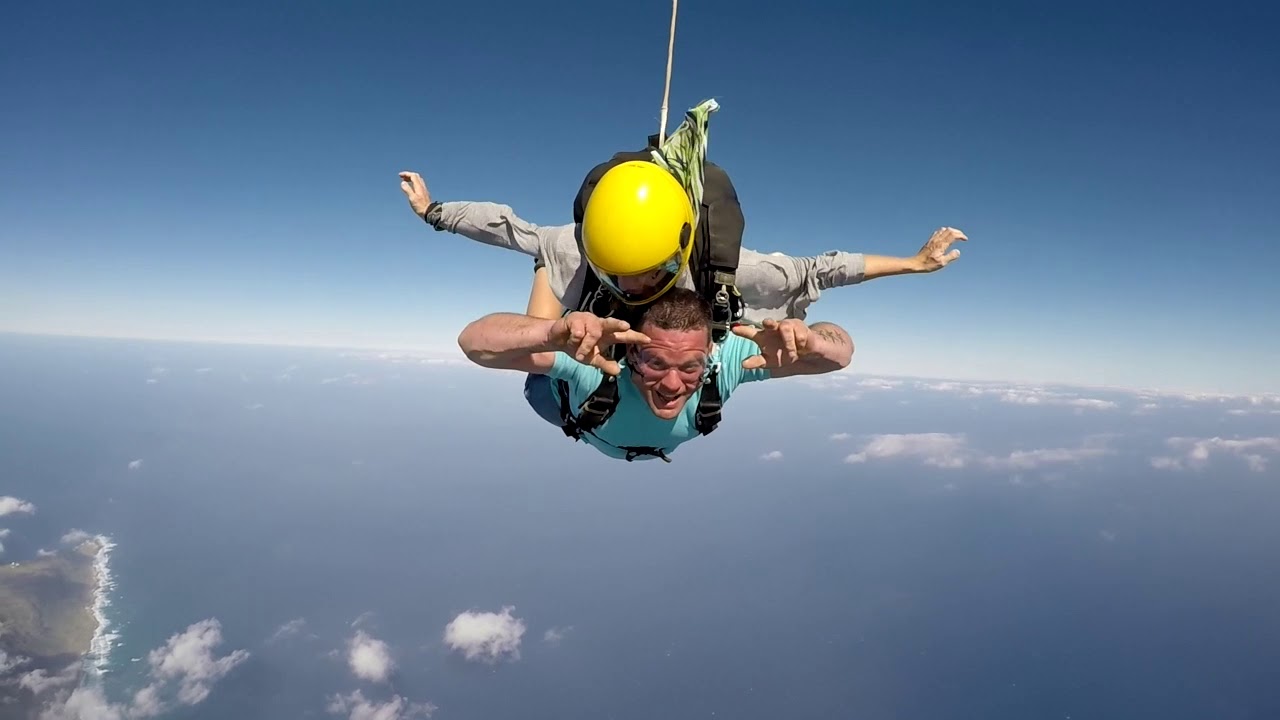 Chris Bratcher first skydive jump... - YouTube