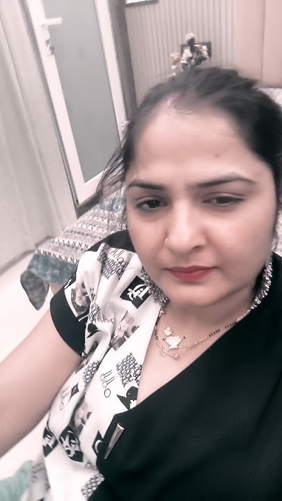 aadmi khilona h - YouTube