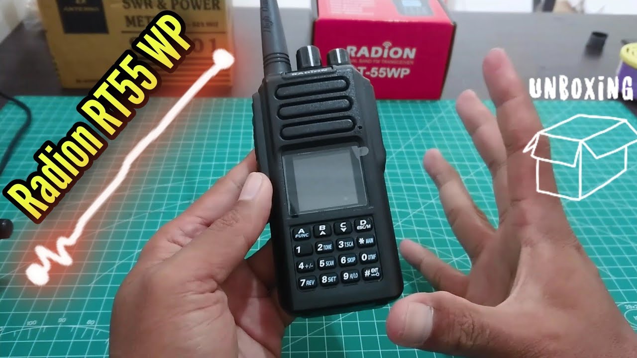 Radion RT55 WP Dualband 5W waterproof - YouTube