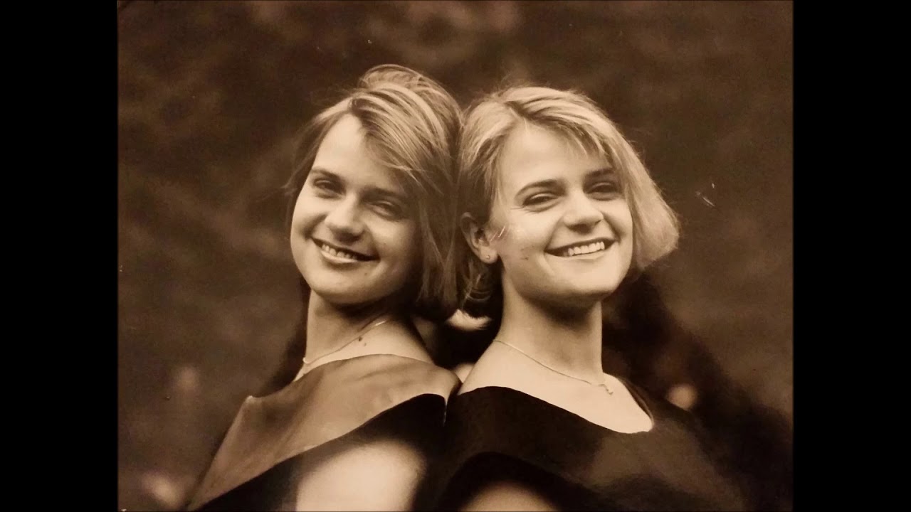 Gerhild und Sigrid - Frühlingsgedanken 1986 - YouTube