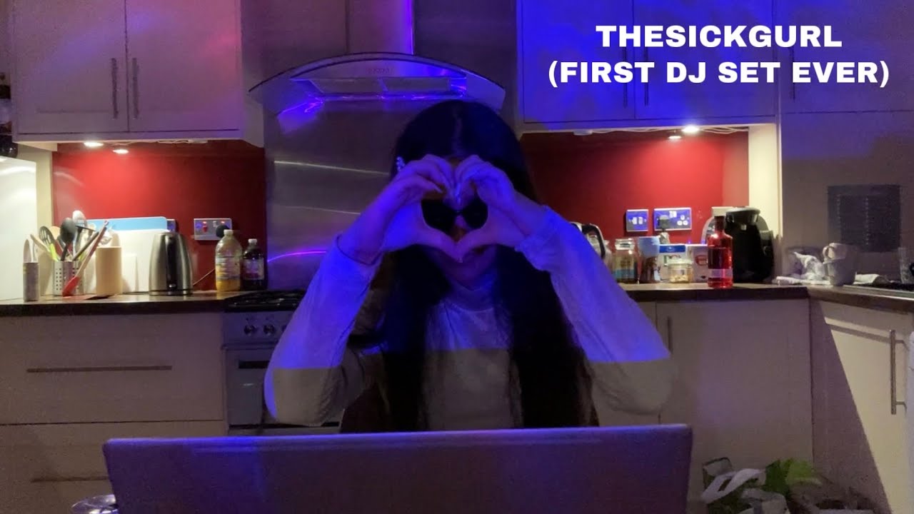 MY FIRST EDM DJ SET - YouTube