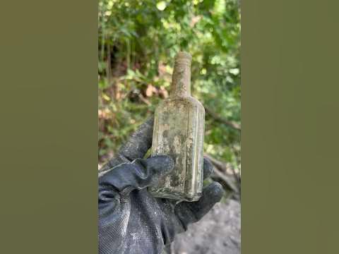 Digging Amazing Antique Treasures - Bottles & Relics #bottledigging #history #antique - YouTube