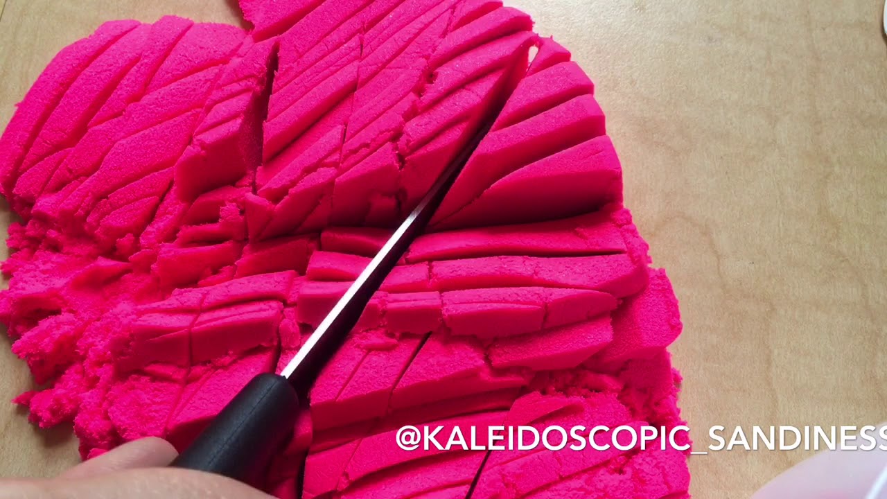 BLINDING NEON PINK KINETIC SAND - YouTube