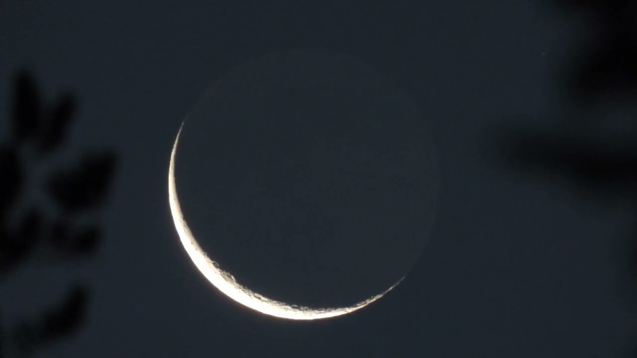 Kuun sirppi, Crescent Moon 15% - YouTube