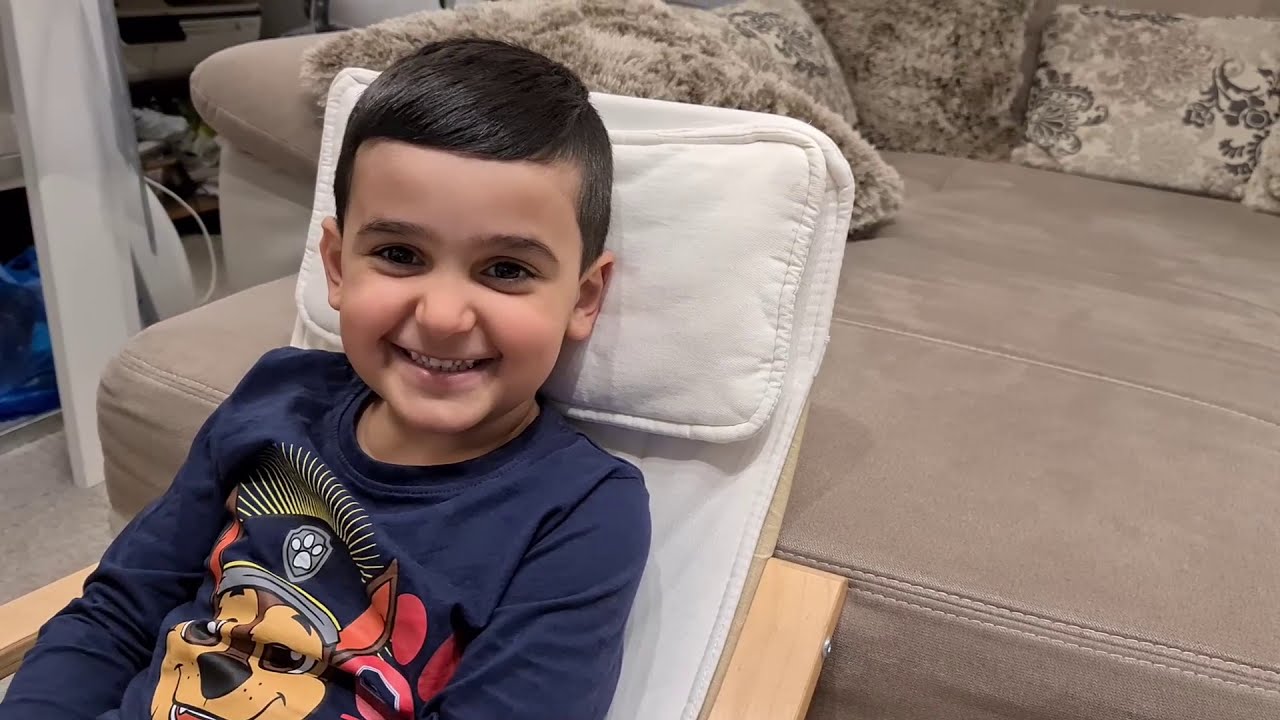 ريان والبلاي ستيشن - سباق السيارات - ريان يتعلم العربي Playstation with ...