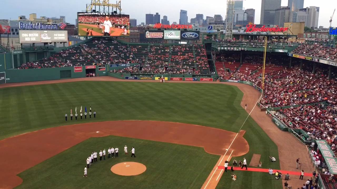 Boston Red Sox celebrate 30th anniversary of 1986 team - YouTube