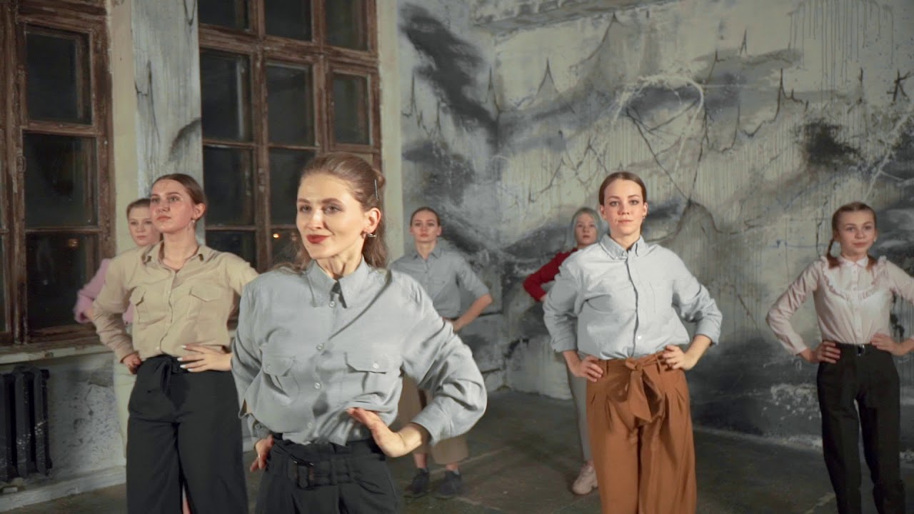 Old way vogue choreo | Funky Family ds - YouTube