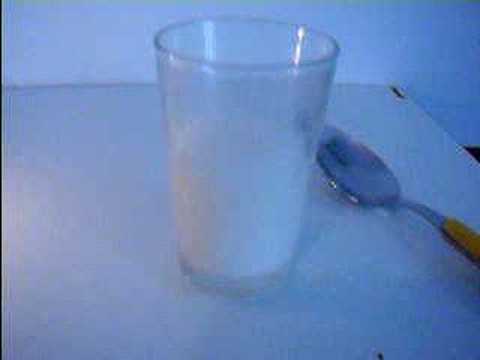 Un extintor casero - YouTube