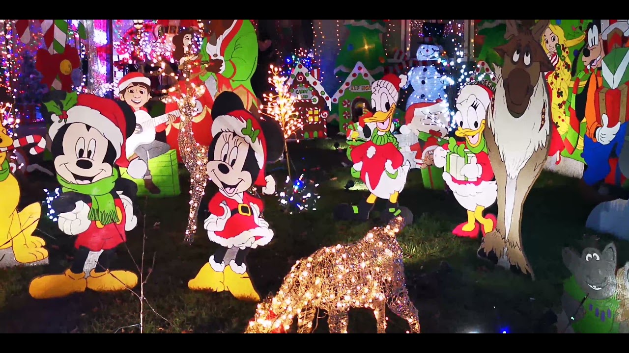 Christmas House Lights at Pickering ,Ontario - YouTube