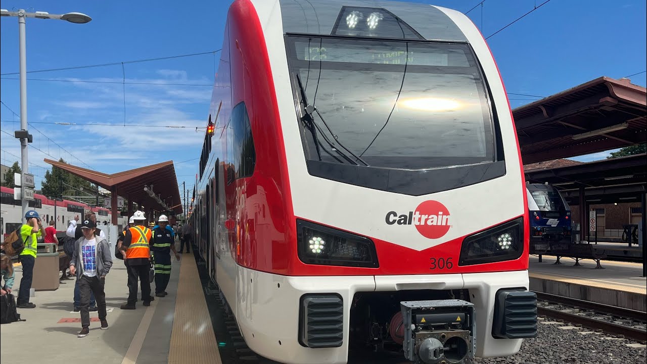 Caltrain #228 on the Stadler Kiss entering their first day of service ...