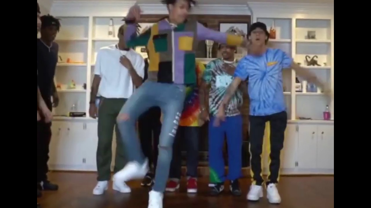 Ayo Teo and Jackson flip on a song they didn't even dance to? - YouTube