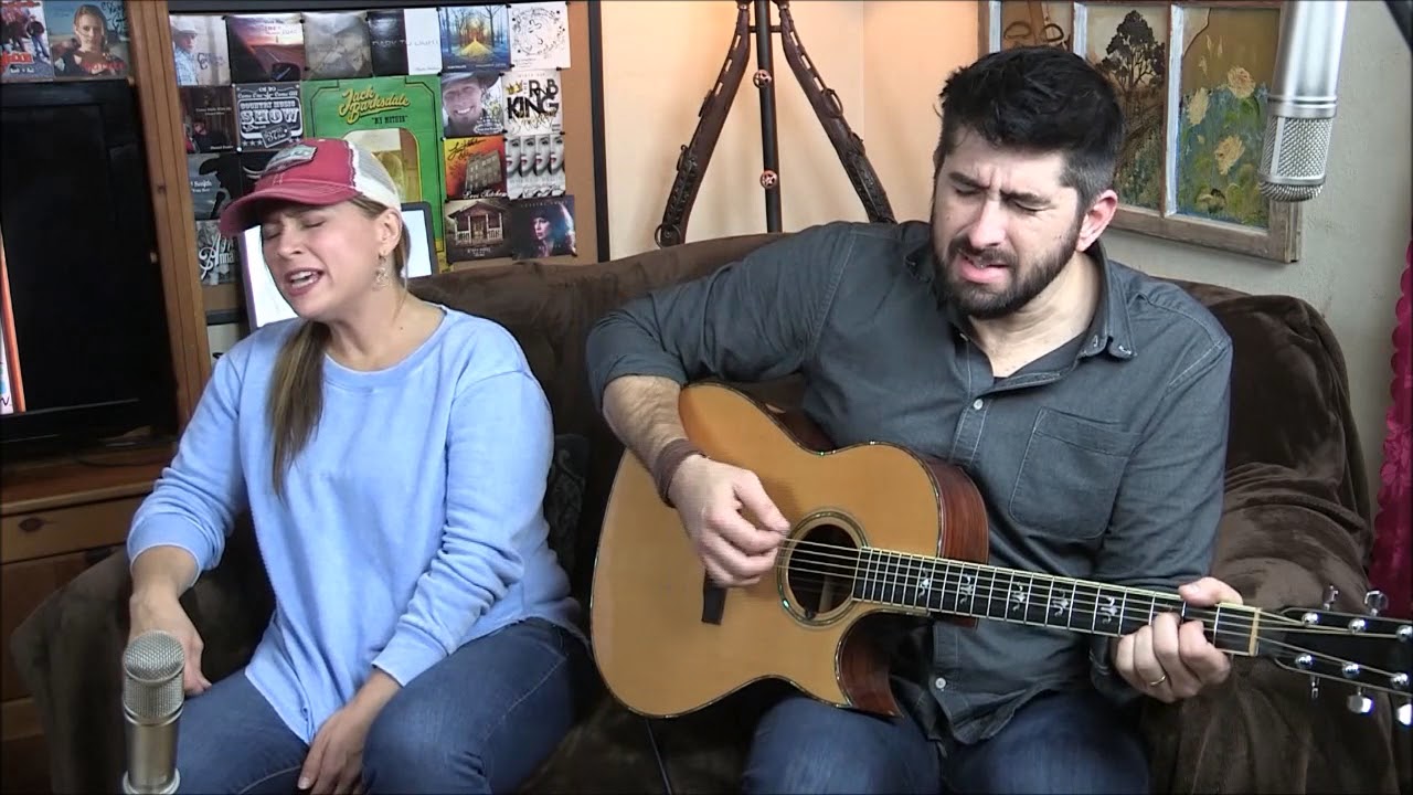 Crystal Yates - Sacred | LIVE ACOUSTIC - YouTube
