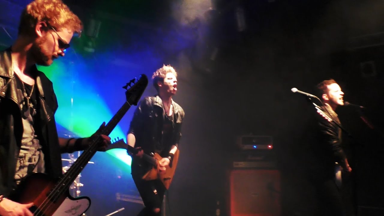 Evil Cinderella - Dangerous Inside - YouTube