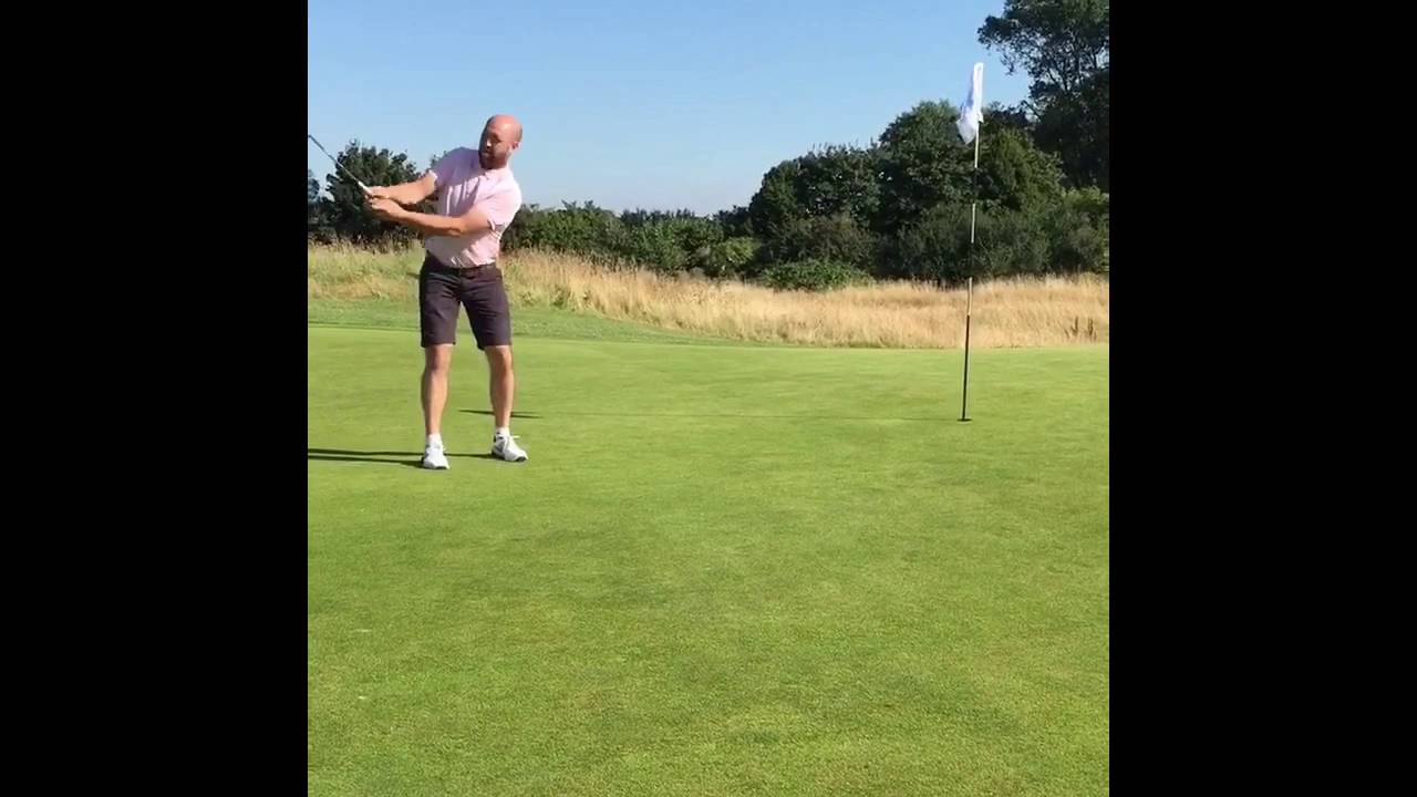 How to hole an 8 foot putt with correct technique - YouTube
