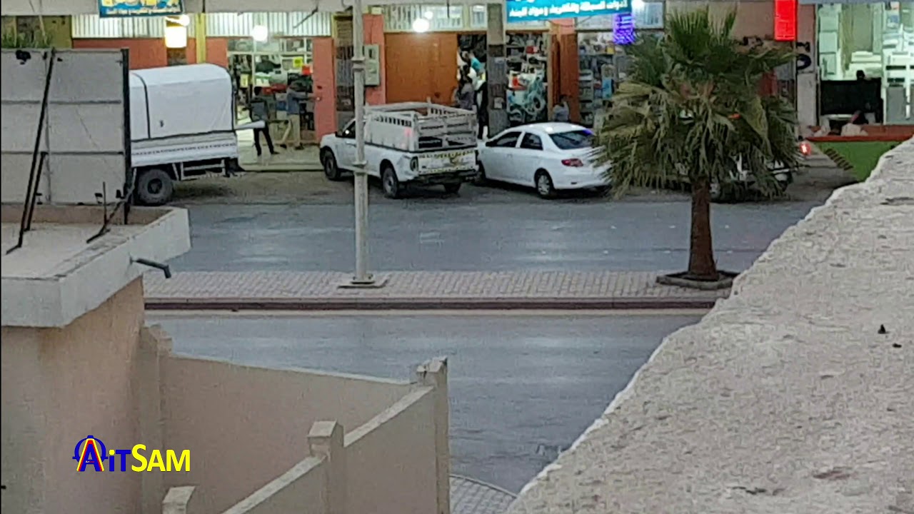Shops Are Closing At Prayer Time | Saudi Arabia - YouTube