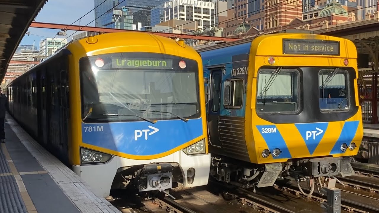 HCMT’s, Siemens and Comengs - Metro Trains Around Melbourne - YouTube