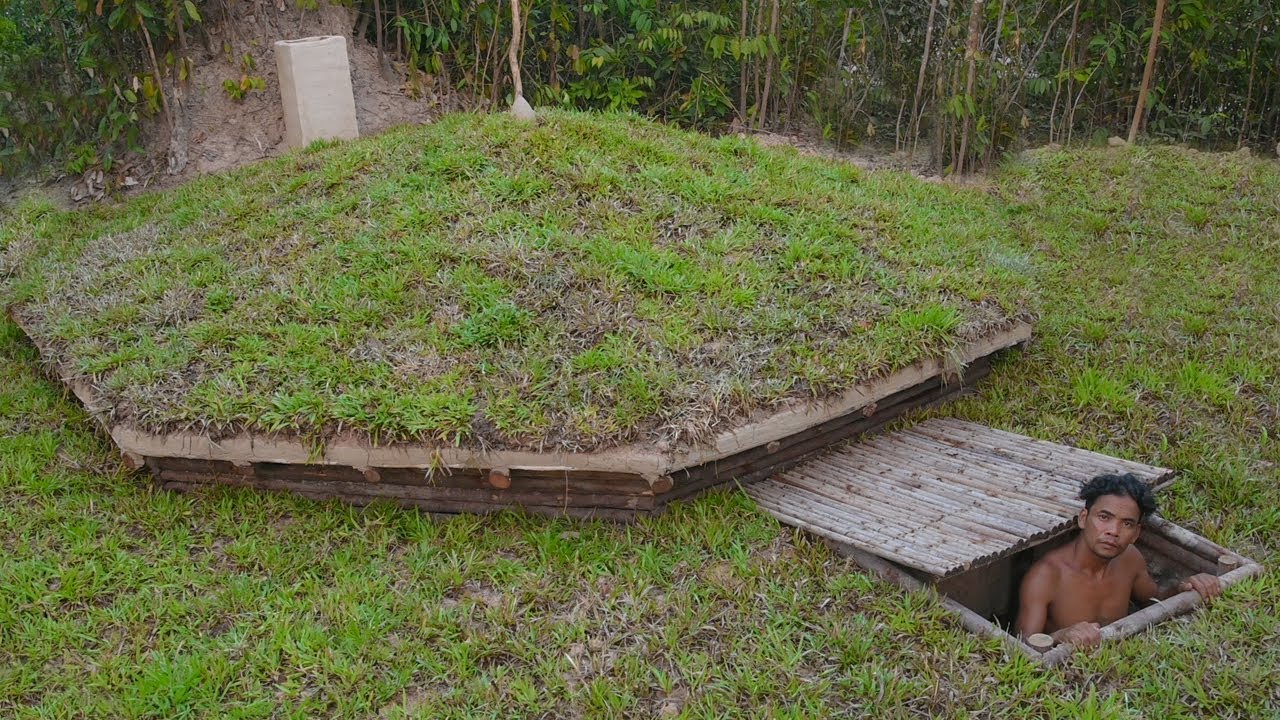 Survival Roof Grass Craft-Shelter, Complete Bushcraft Building Wildlife ...