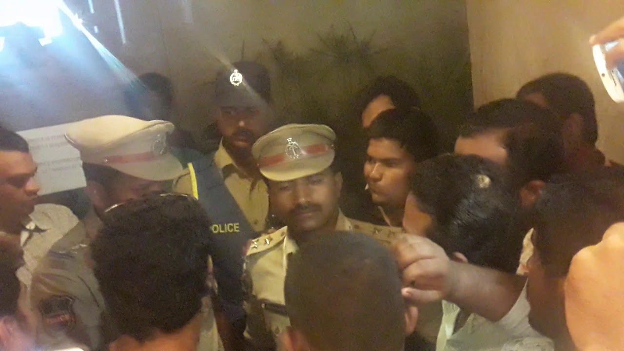 Aircel office at begumpet today on 9.3.18(2) - YouTube