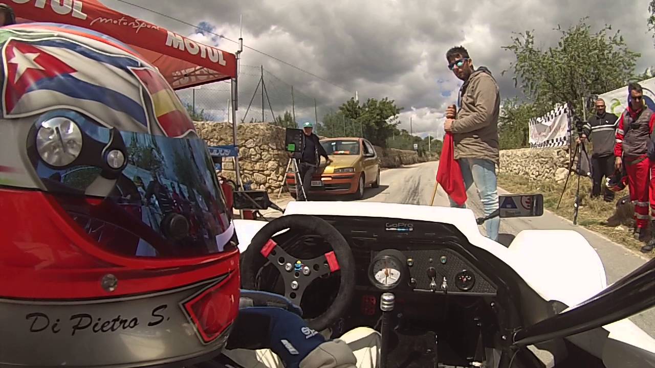 DIPIETRO SIMONE slalom citta' di noto 10 04 2016 - YouTube