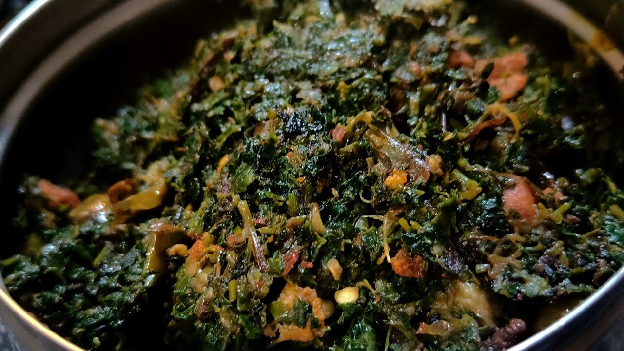 Bengali Winter Special Bathua Saag Recipe ...... - YouTube