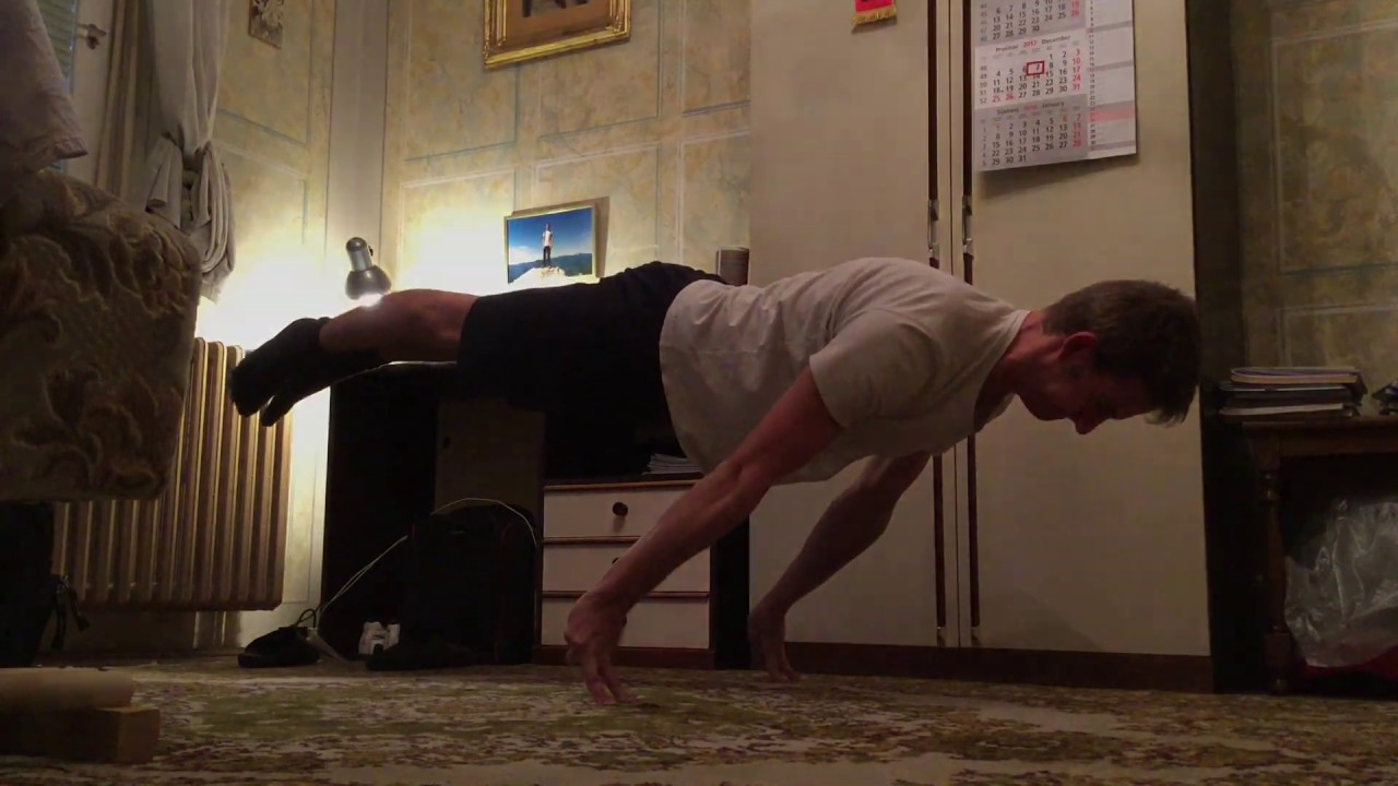 PLANCHE ON FINGERS TUTORIAL - YouTube