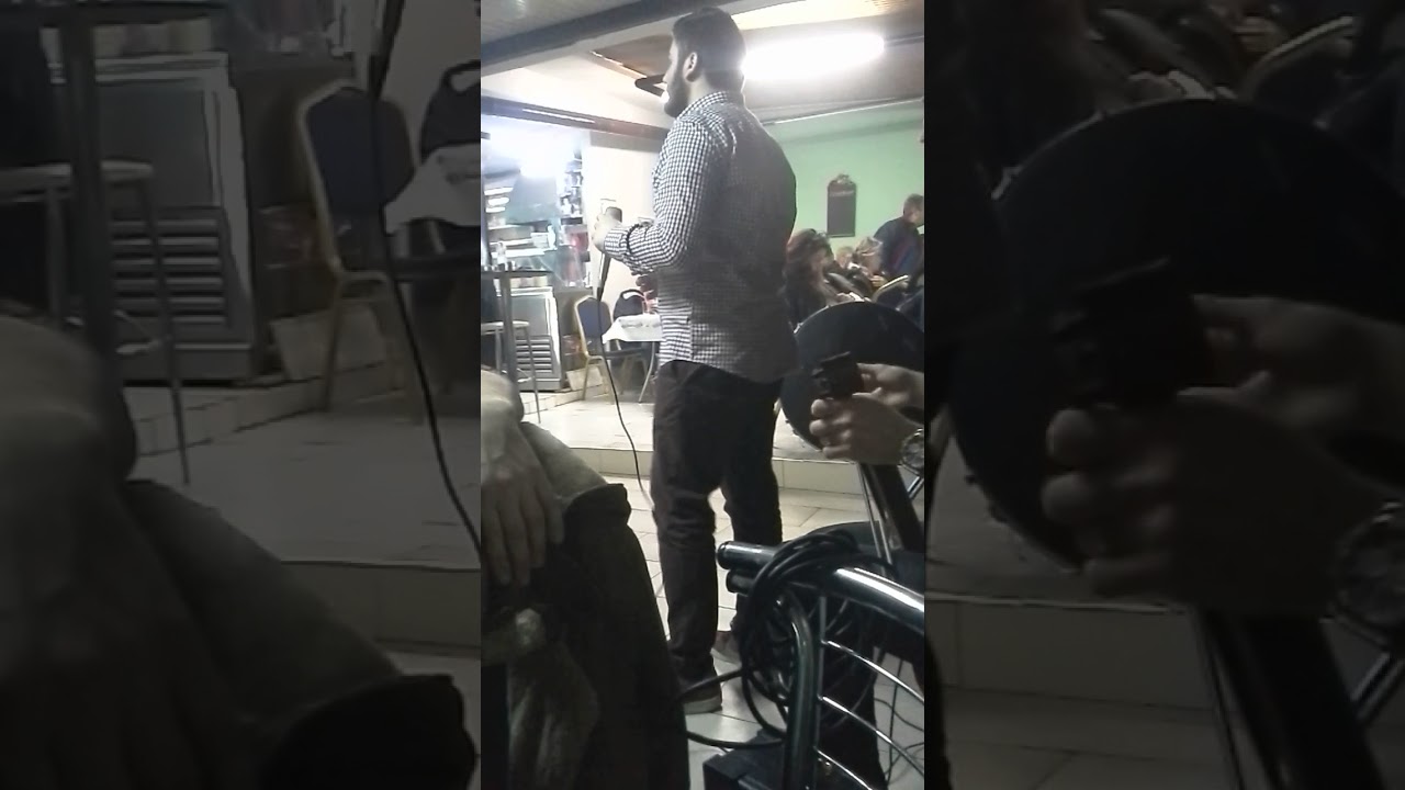 Μπαμπης καφανταριδης λυρα , ανεστης αιβαζιδης τραγουδι , νταουλι ...