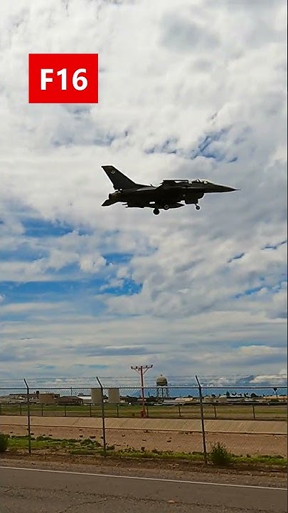 F16 Final for Runway 21L 😎#shorts - YouTube
