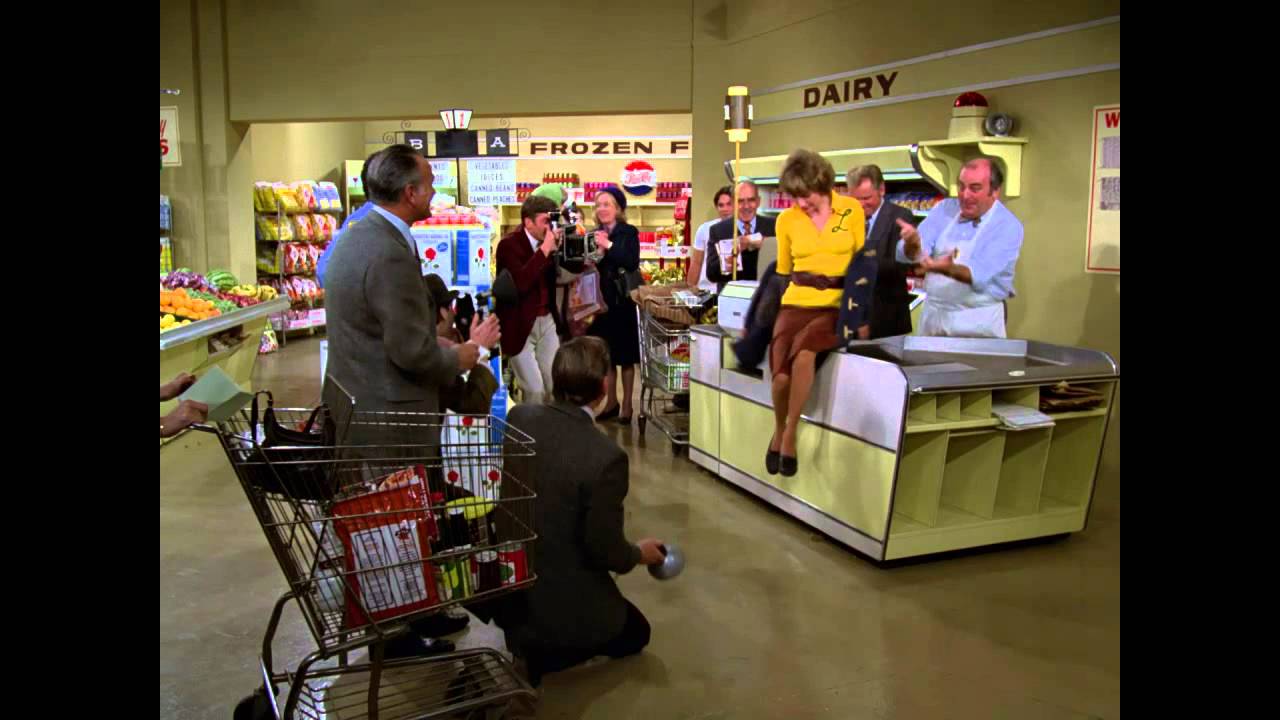 Laverne & Shirley - One Millionth Customer - YouTube