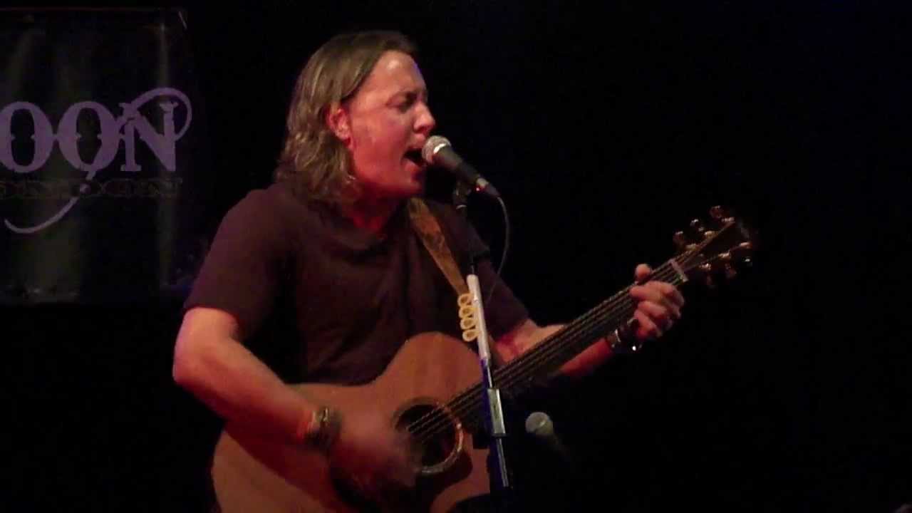 Steve Carlson: Strange Way (with introduction) - YouTube