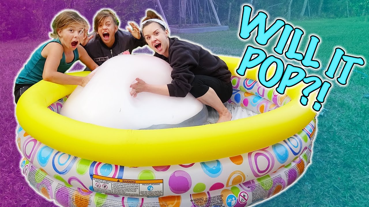 GIANT WUBBLE BUBBLE DRY ICE EXPERIMENT! + Gelli Baff SLIP N' SLIDE in ...